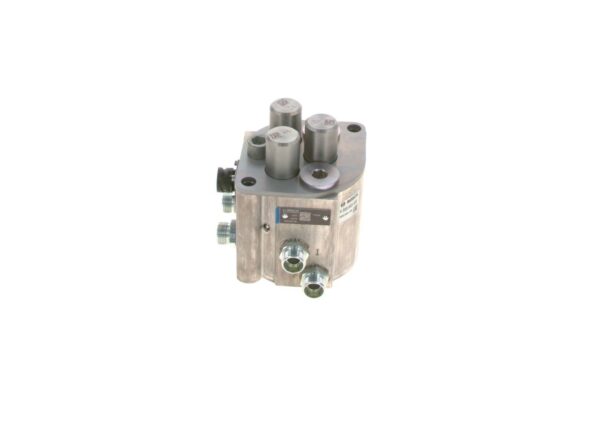 VOLVO MERC GENUINE STEERING CONTROL VALVE - Expert Trucks